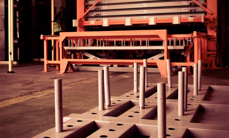 Depalletiser System. Quick Goods Unloading Equipment | Automated ...