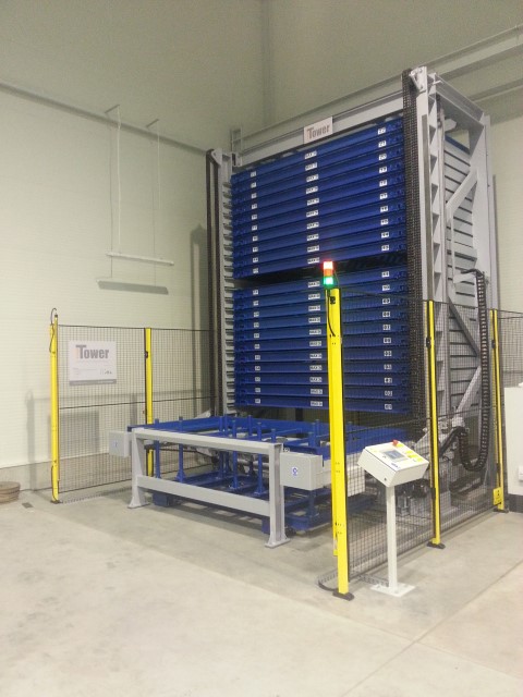 Single Tower for Sheet Metal Storage. Automated System | LogiTower